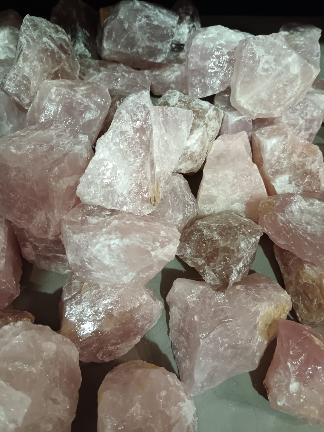 Rough rose quartz chunk, raw rose quartz 200-500g - Spirit Crystals